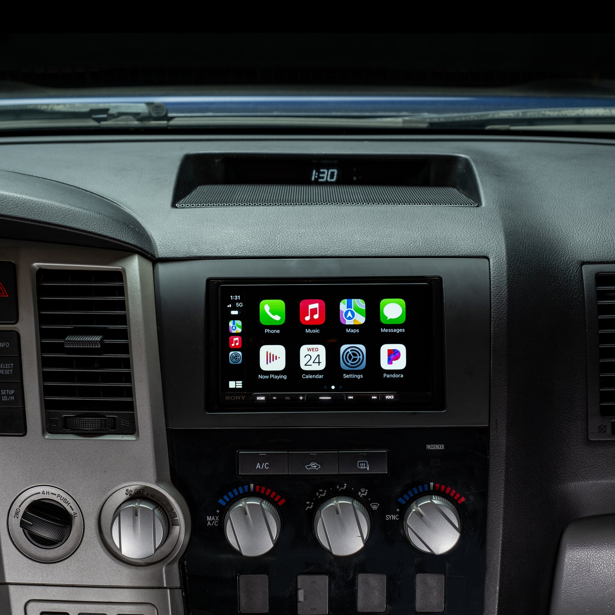 Sony XAV-AX6000 Plug & Play Bundle | '07-'13 Tundra – Trail Grid Pro