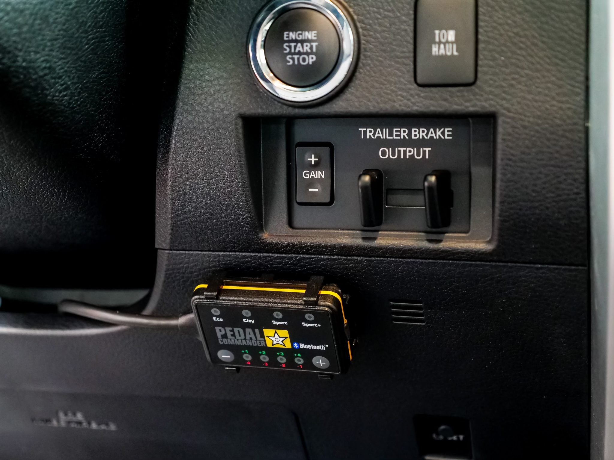 Pedal Commander | 2022+ Tundra – Trail Grid Pro