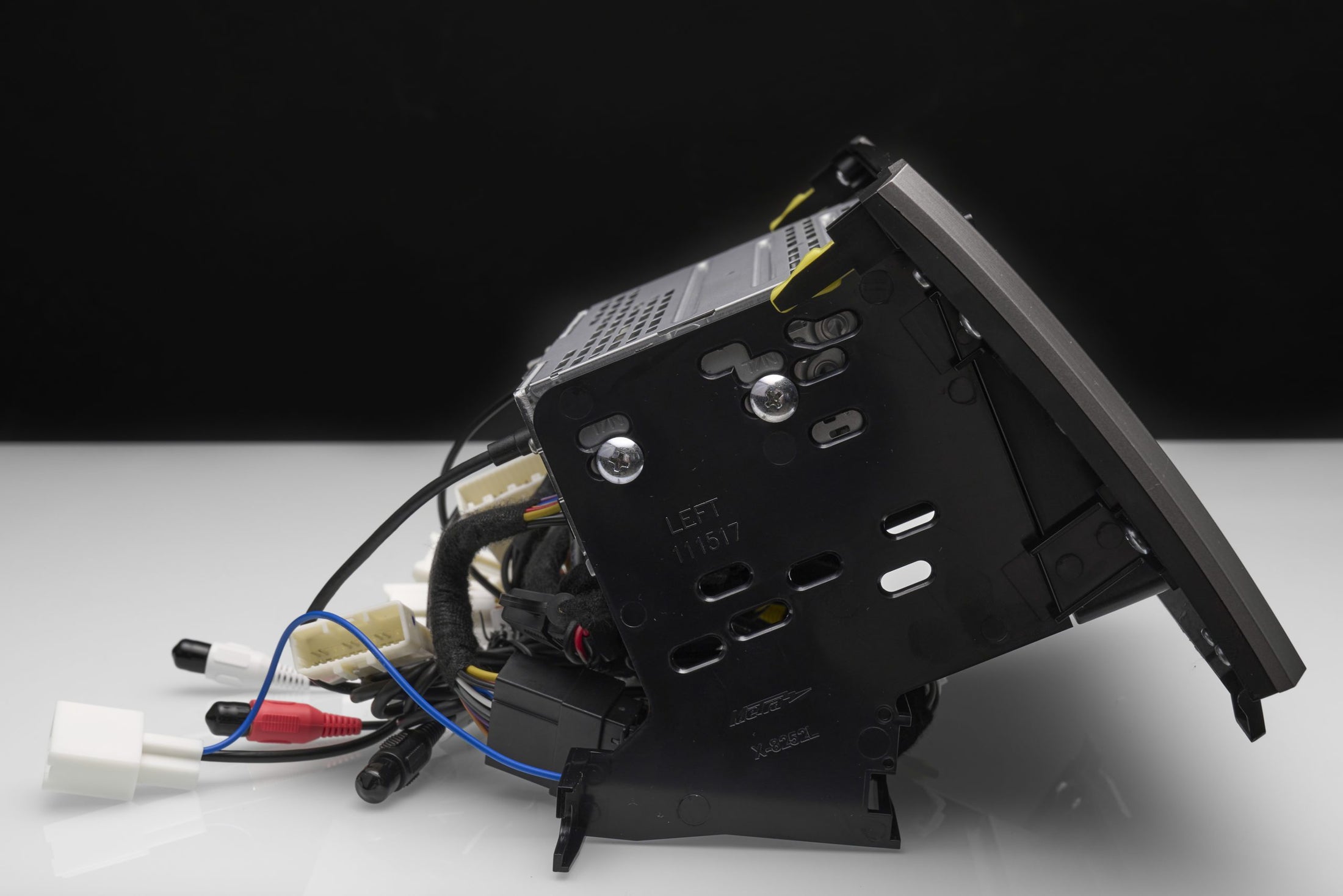 Sony XAV-AX4000 Plug & Play Bundle | '14 - '21 Tundra – Trail Grid Pro